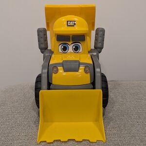 Cat | Toys | New Cat Motorized Construction Truck Junior Crew Tipper ...